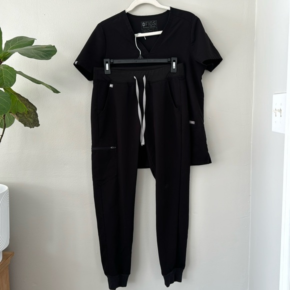 Figs | Pants & Jumpsuits | Figs Top Jogger Scrub Set Small | Poshmark